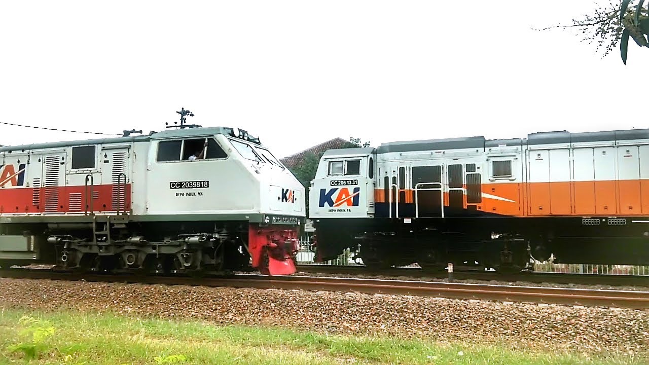 Spot nice a passenger TRAIN here - cc203 KAI (TRAIN RECORDING VIDEO ...
