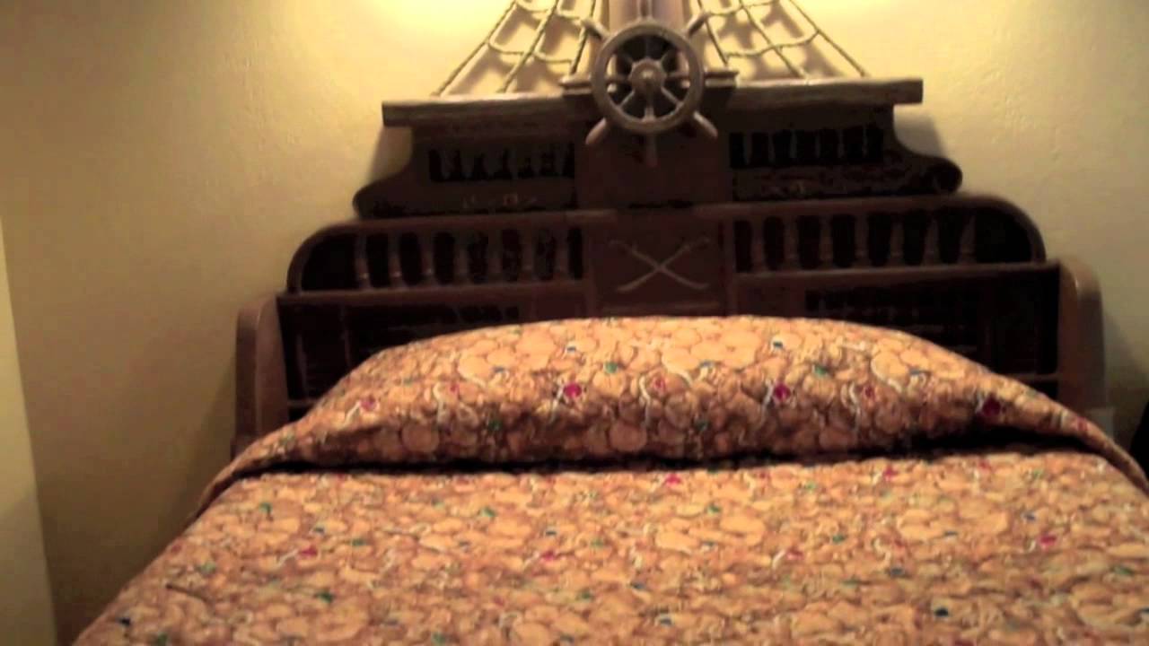Pirate Rooms at Disney's Caribbean Beach Resort - YouTube