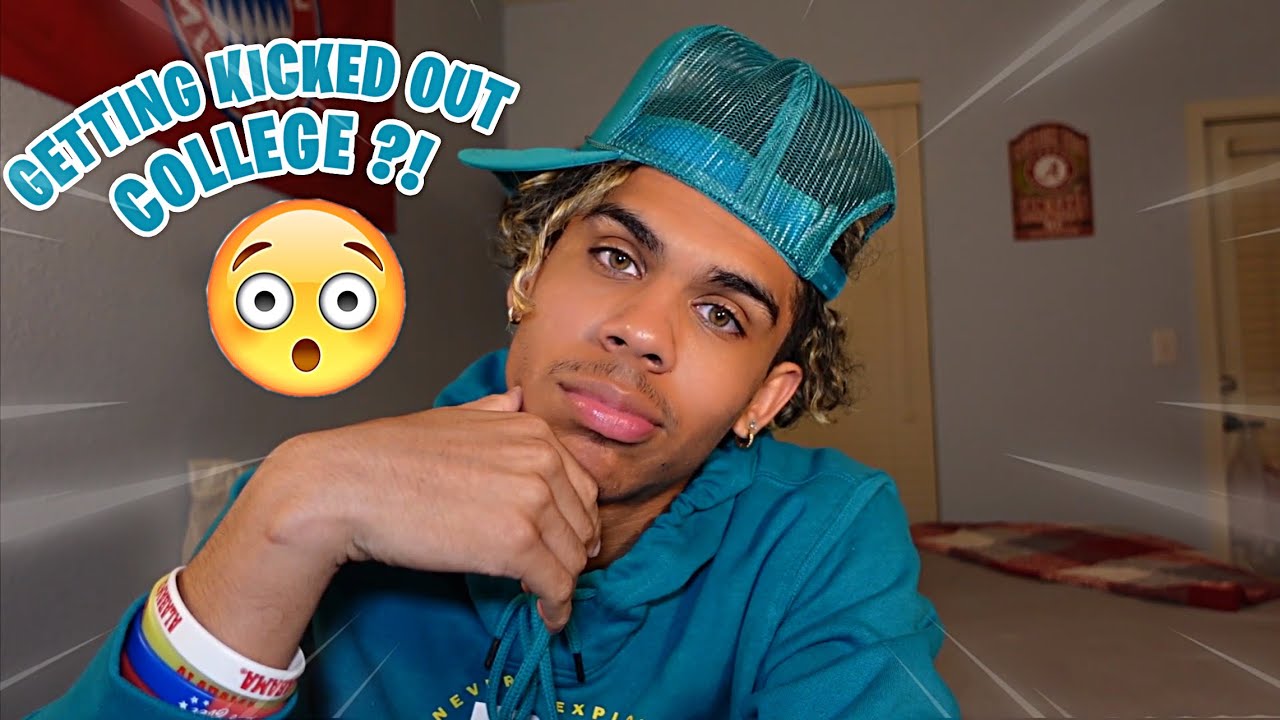 Getting KICKED OUT of COLLEGE *StoryTime* (My first week there!) - YouTube