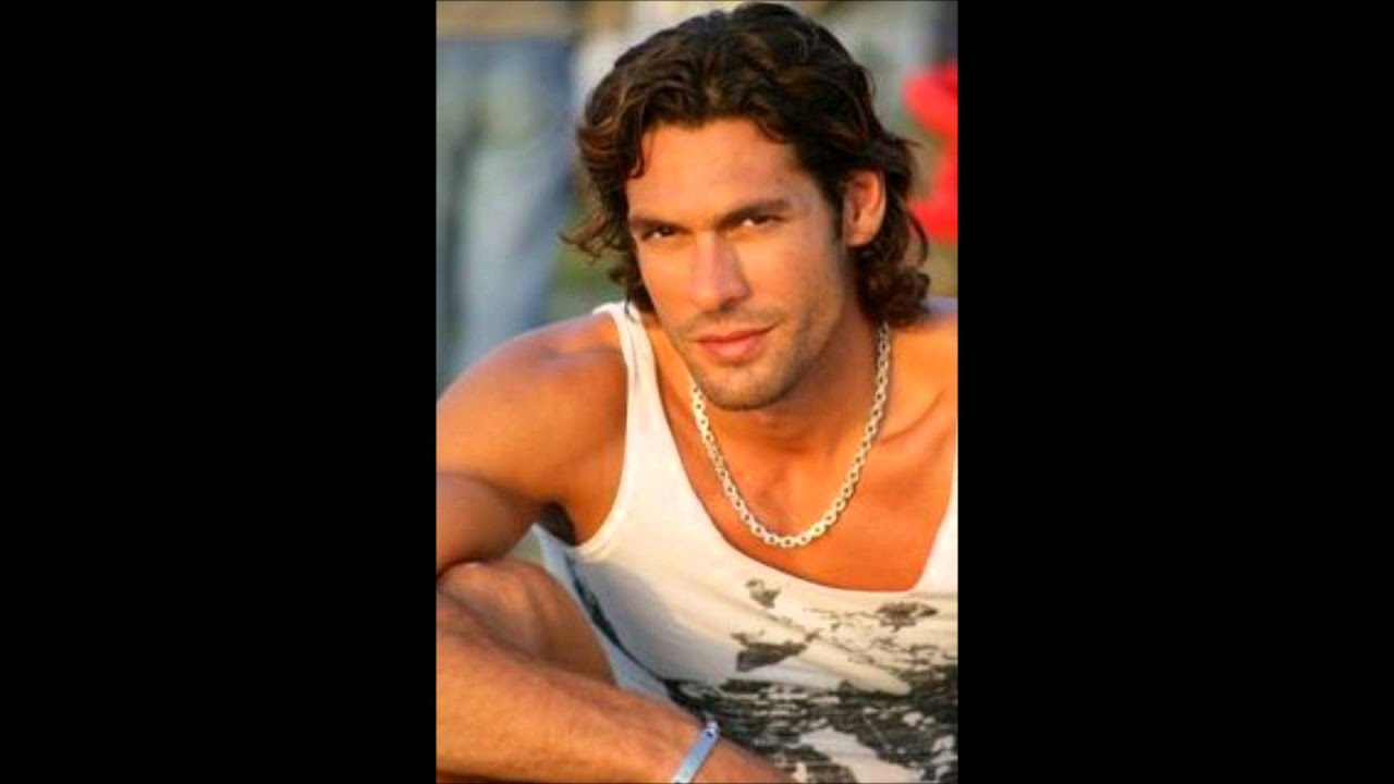 Oι πιο σεξυ διασημοι - YouTube