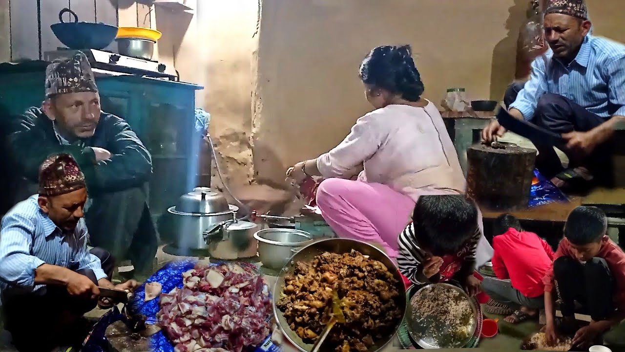 Delicious Making Cooking Mutton || Dinner In Nepali Traditional Home ...