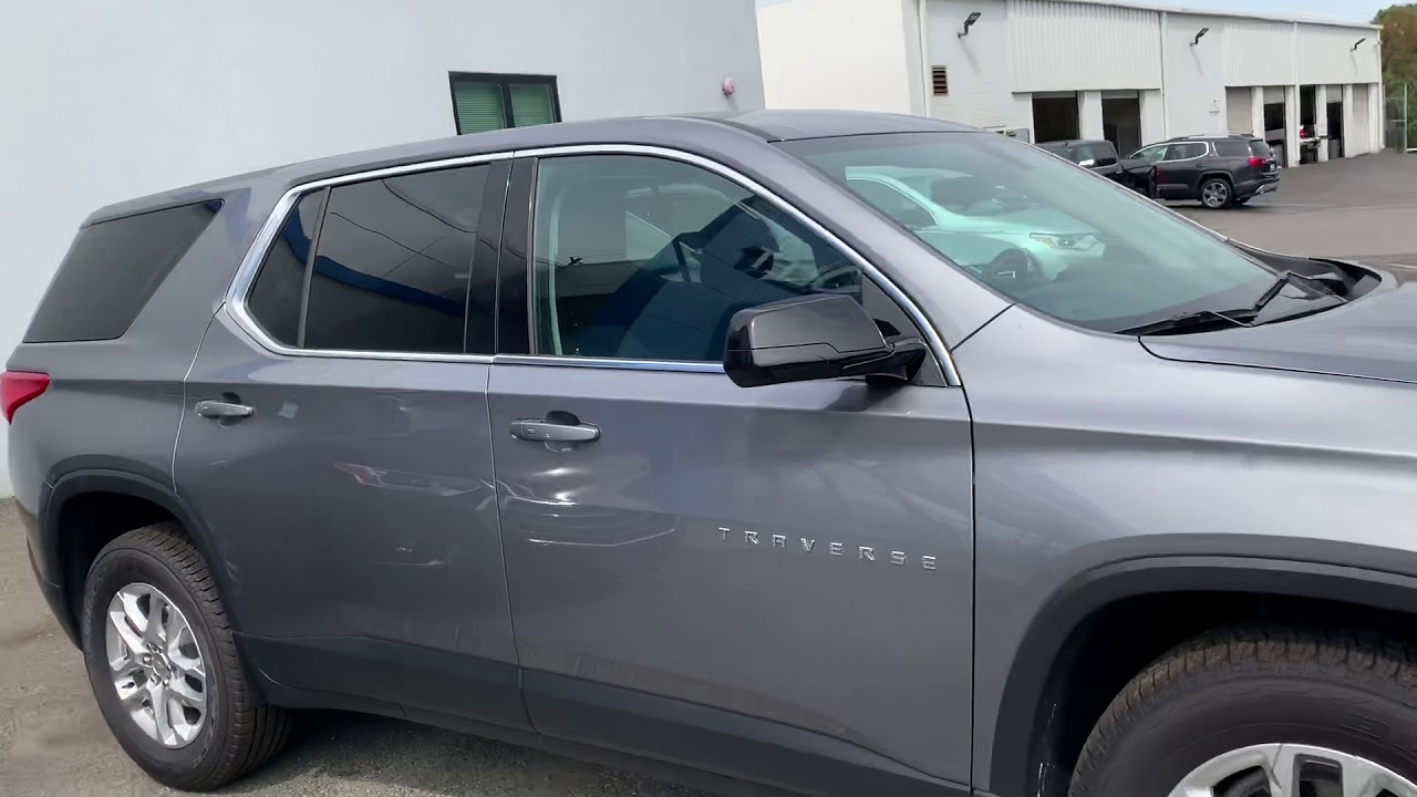 ‘19 Traverse AWD LS Walkaround - YouTube