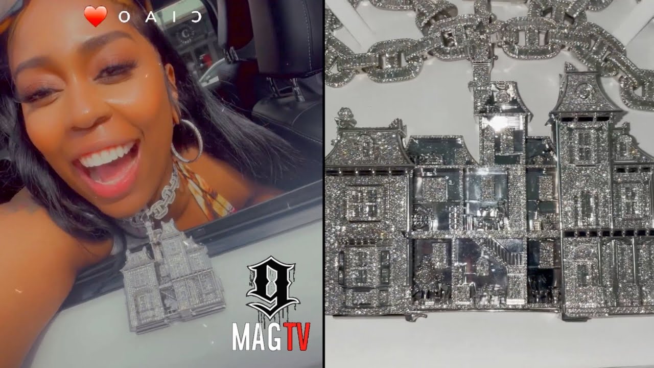 Kash Doll Gets An Iced Out Expanding Doll House Chain For Her 34th B ...
