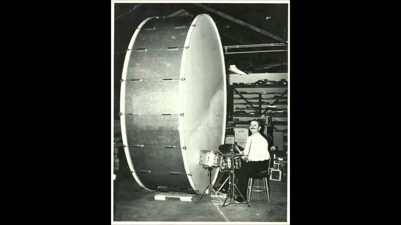 Built Like A Bull - This Is Not The Johnnies - YouTube