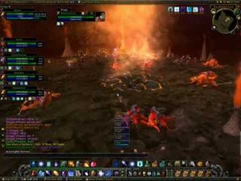 World of Warcraft Ninja Looter - YouTube