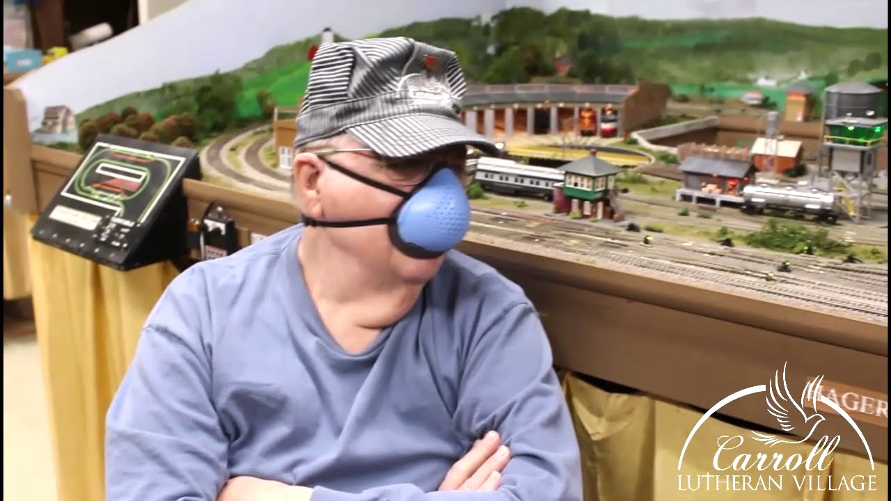 Meet the Engineers in the Model Railroad Club - YouTube