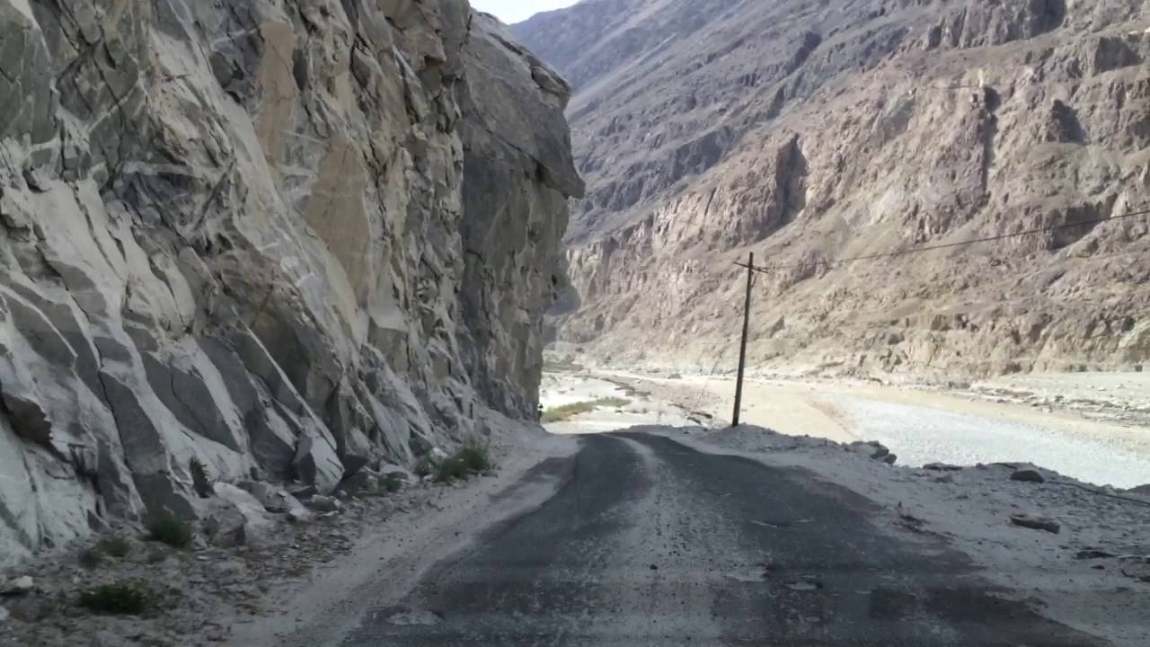 Diskit to Turtuk Road - YouTube