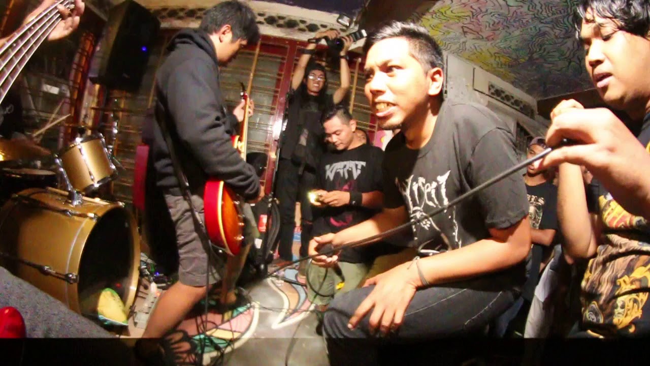 Neurosesick-The Final Goodbye live at Hardcore Holocaust - YouTube