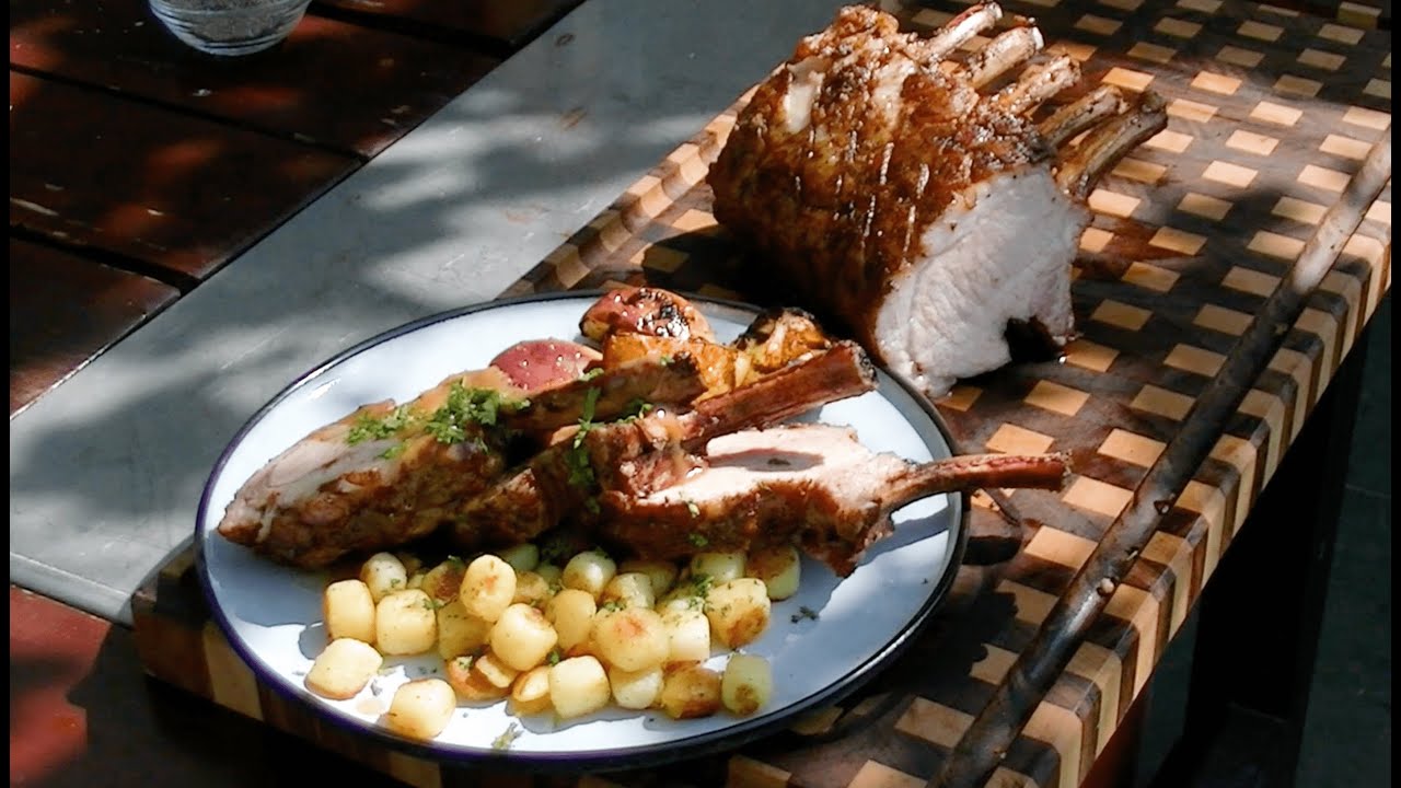 Hoe bereid ik een Iberico rack op de BBQ? - BBQuality - YouTube