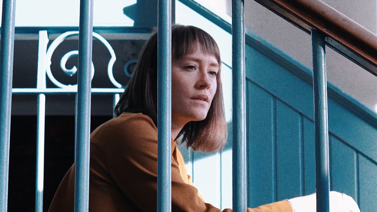 Cloth – Golden (Official Music Video) - YouTube