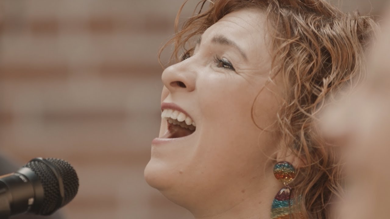 Jesus Culture - More Than Enough (feat. Kim Walker-Smith) (Acoustic ...