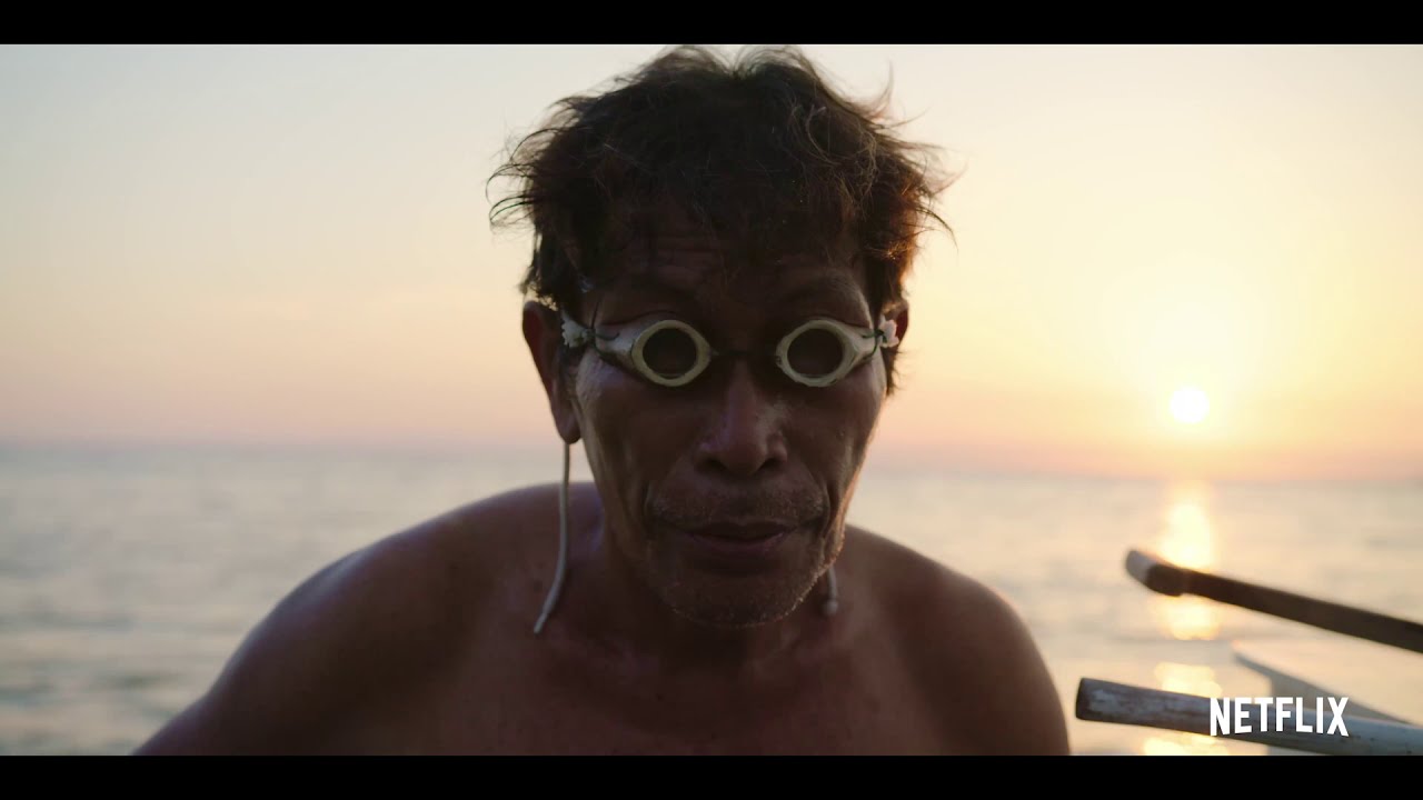 Main Trailer - HOME GAME ON NETFLIX - YouTube