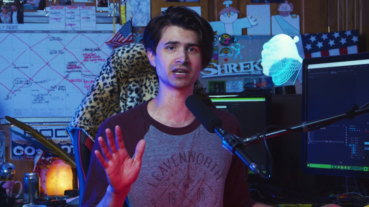 The Chaotic Production of Shrek 2 Retold - YouTube