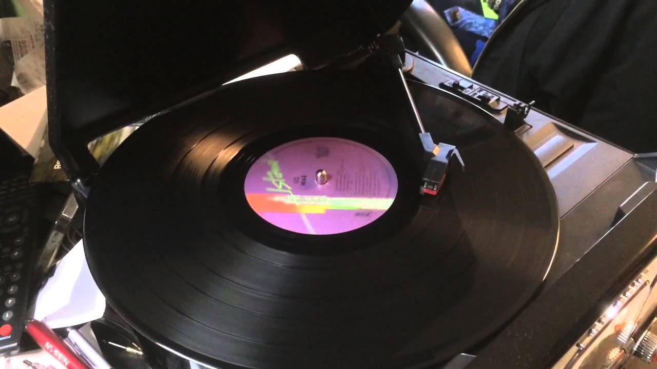 U2 40 Off Of War Vinyl YouTube u2-40-off-of-war-vinyl-youtube