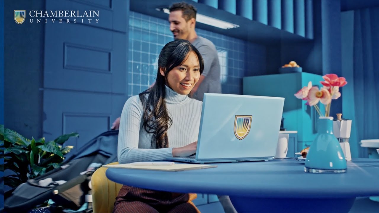 Chamberlain Offers Flexible Programs That fit Your Schedule - YouTube