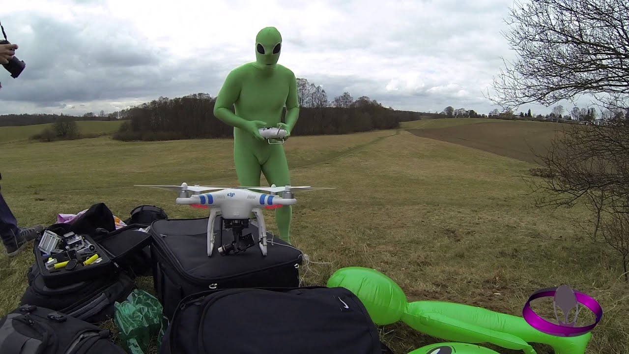 Alien Morphsuit With DJI Phanthom2 H3 3D - YouTube