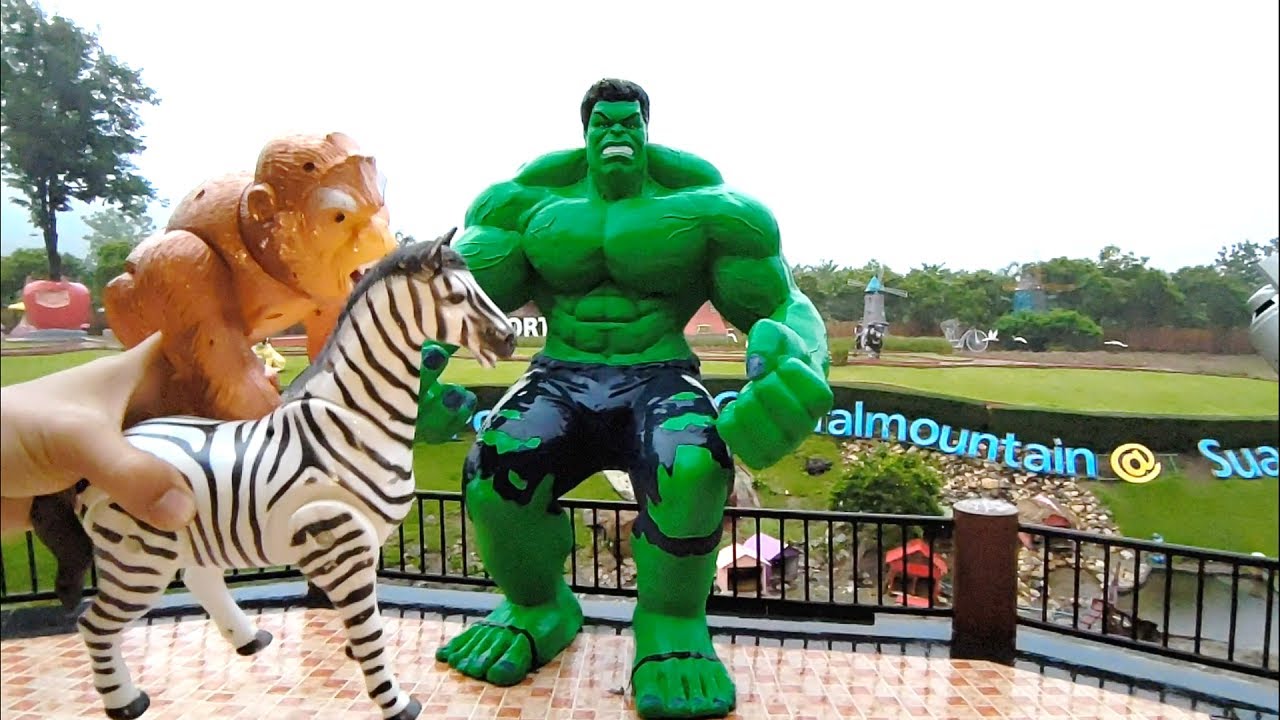 เที่ยวเดอะรีสอร์ท สวนผึ้ง ม้าลายและกอริลล่า วัว ควาย เจอรูปปั้นฮัลค์ ...