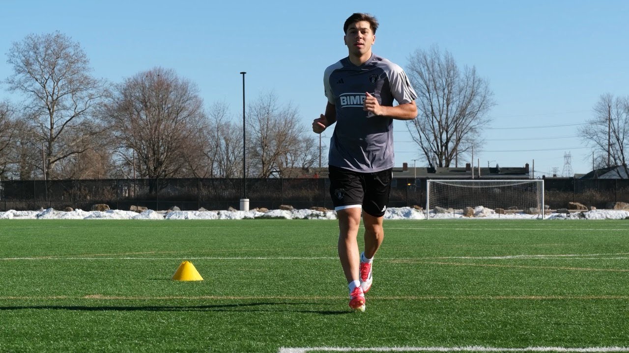 MLS next pro | Professional football training session - YouTube