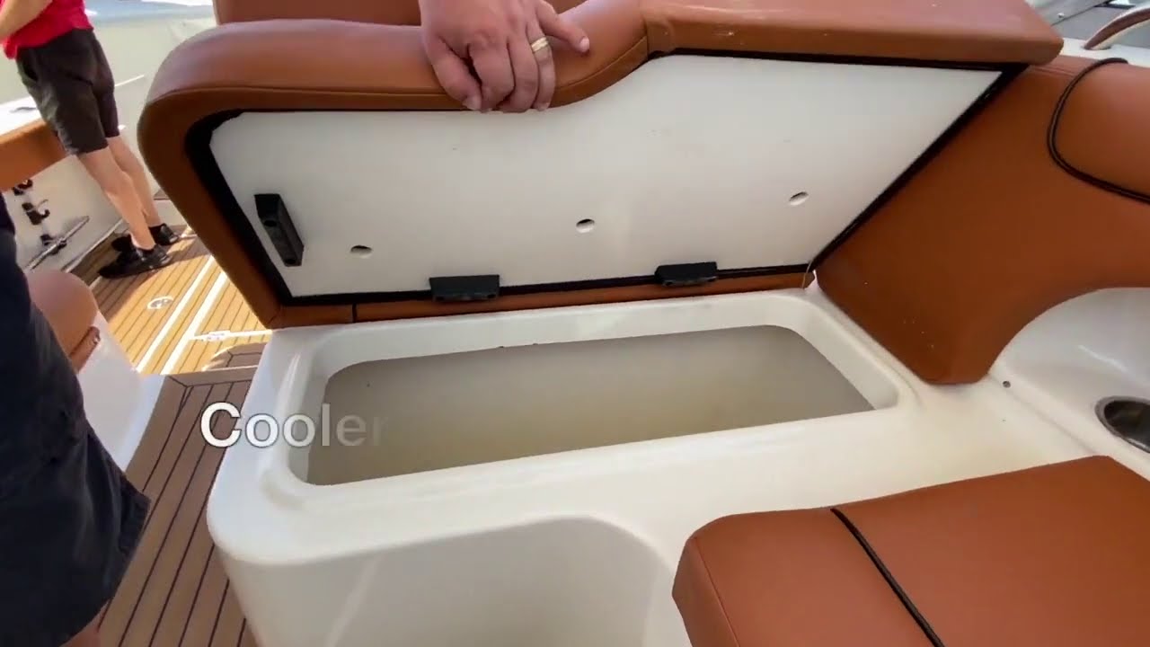 30' Robalo Boat for sale. Meticulously maintained. Impeccable ...