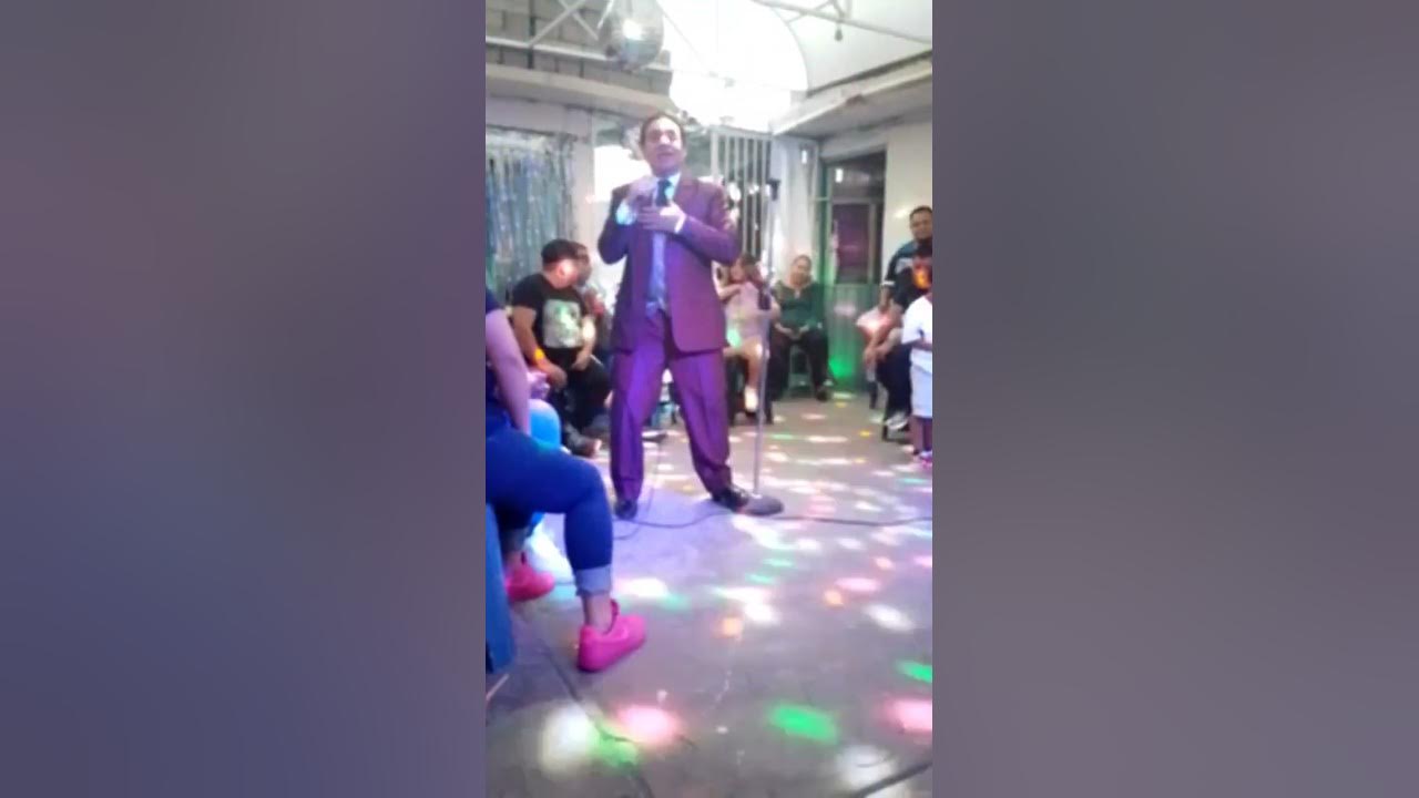 EIMAN ALBERTO INTERPRETE E IMITADOR DE JUAN GABRIEL - YouTube