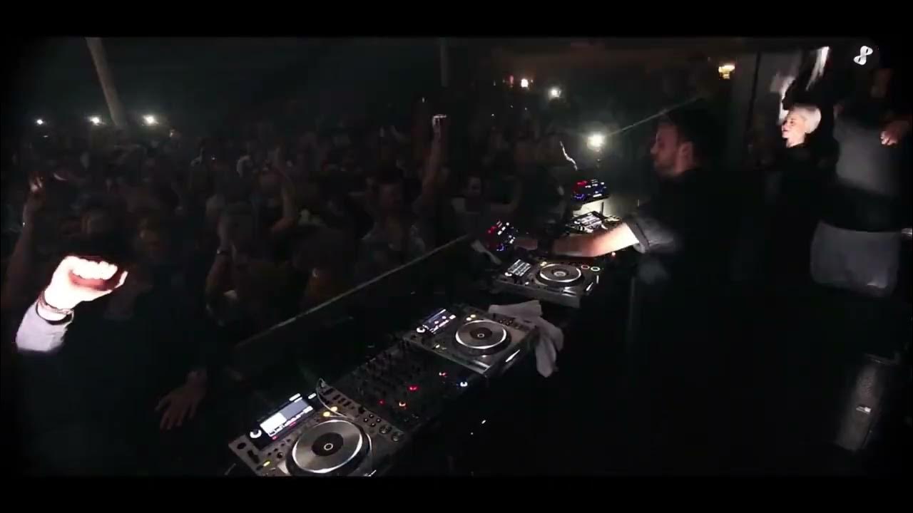 Kakha Tomadze - Everybody On The Floor (Radio Edit) - YouTube