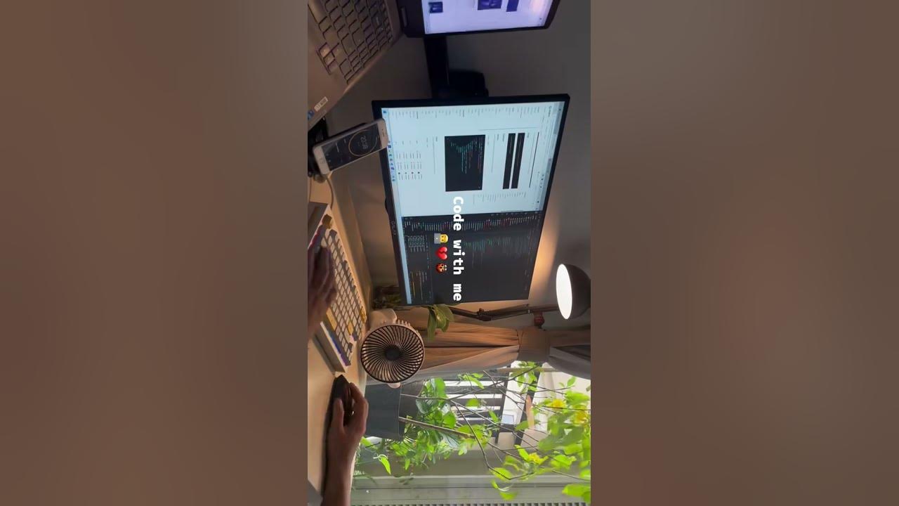Người ta thì study with me, còn tui thì code with me #shorts #coding #codewithme #studywithme ...