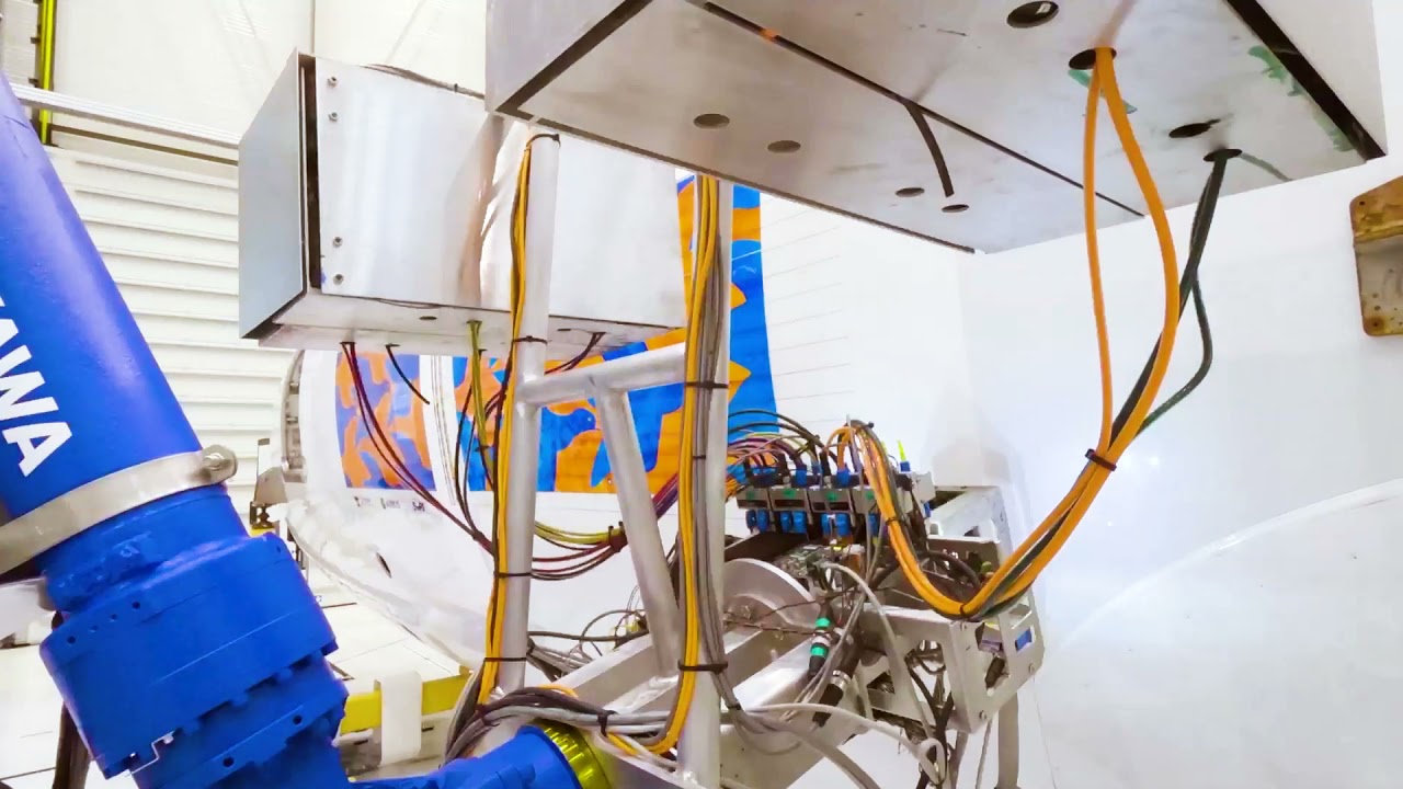 Robotic Inkjet Printing on 3D Surfaces - YouTube