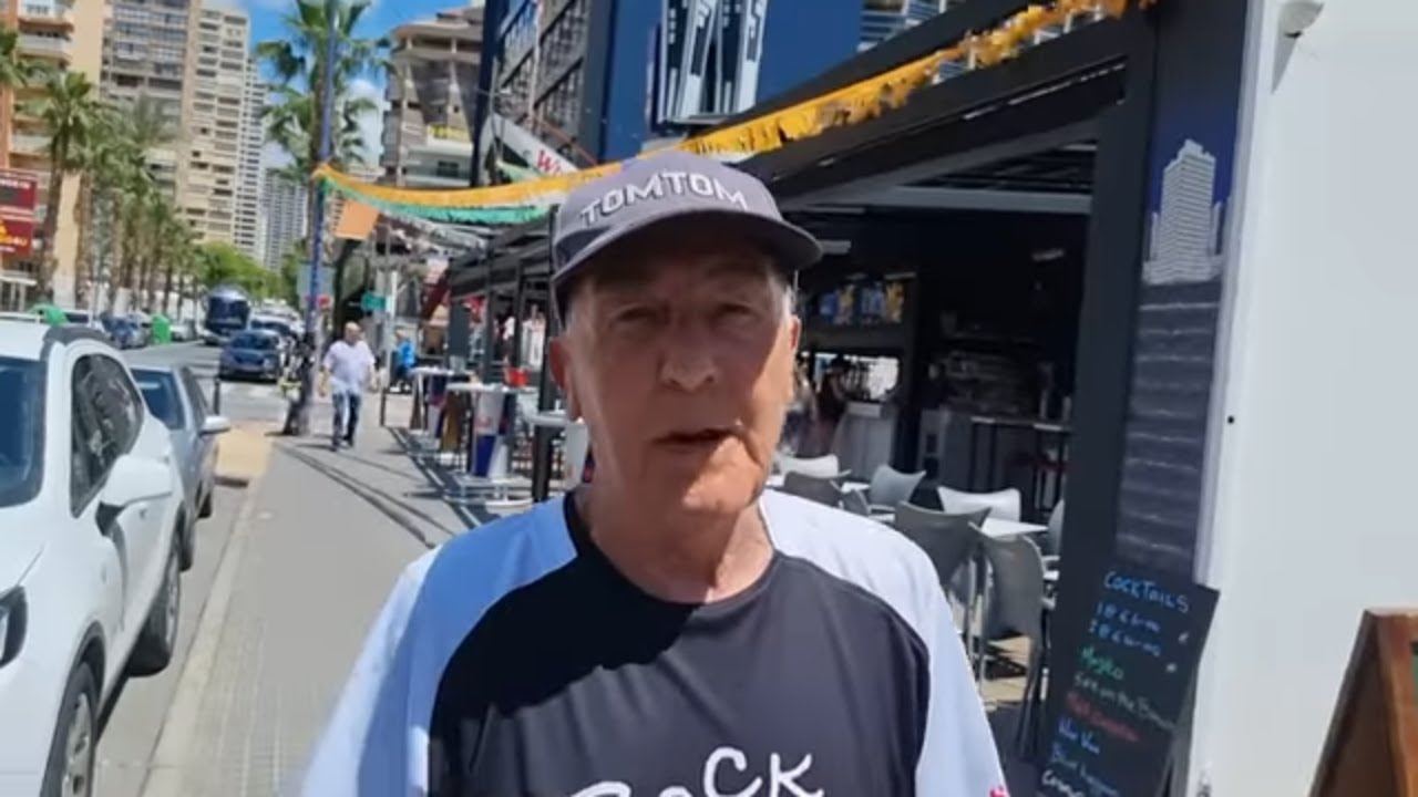 Benidorm - I Met a Scottish Rock Star Legend at Rock The Casbar ! - YouTube