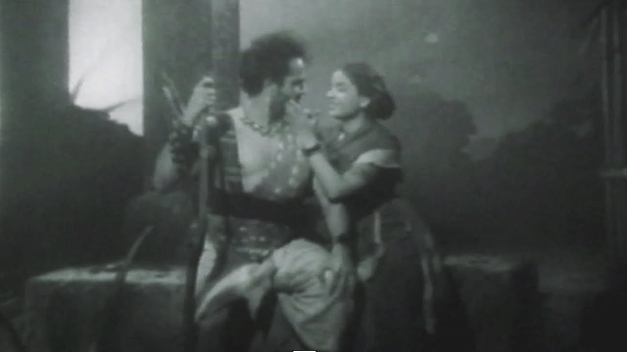 Shahu Modak, Padmini, Shiva Bhakta - Emotional Scene 2/12 - YouTube