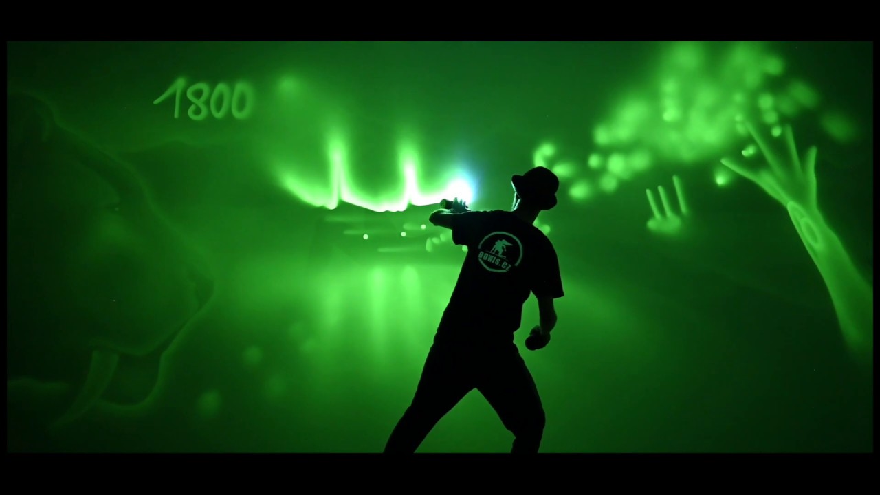 Kaer (dowis.cz) Light Art performance - YouTube