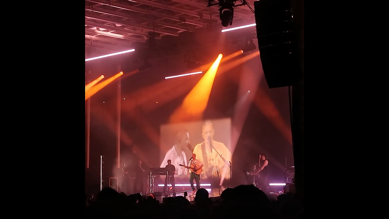 Dermot Kennedy LIVE in Austin Texas - YouTube