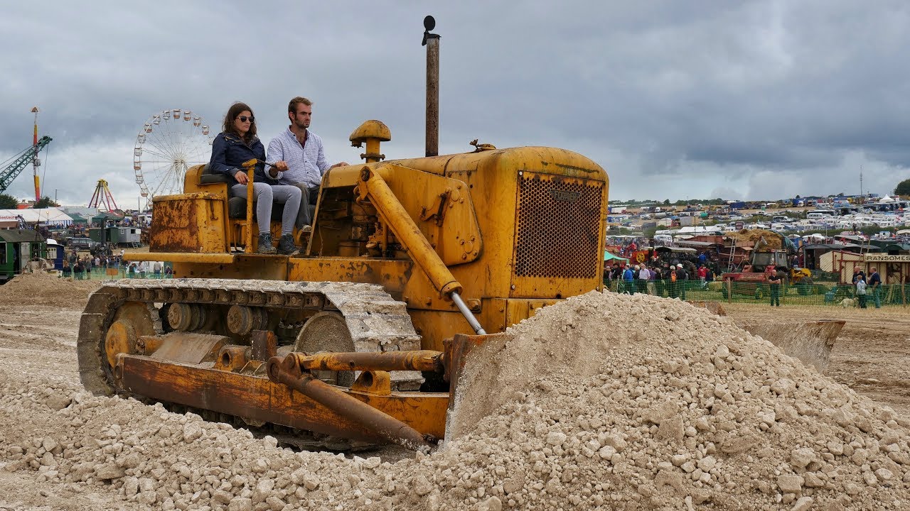 Fowler Challenger Bulldozer in Action - YouTube