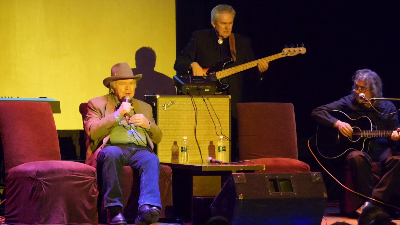 Roy Clark - Live at the Meteor Theater - YouTube
