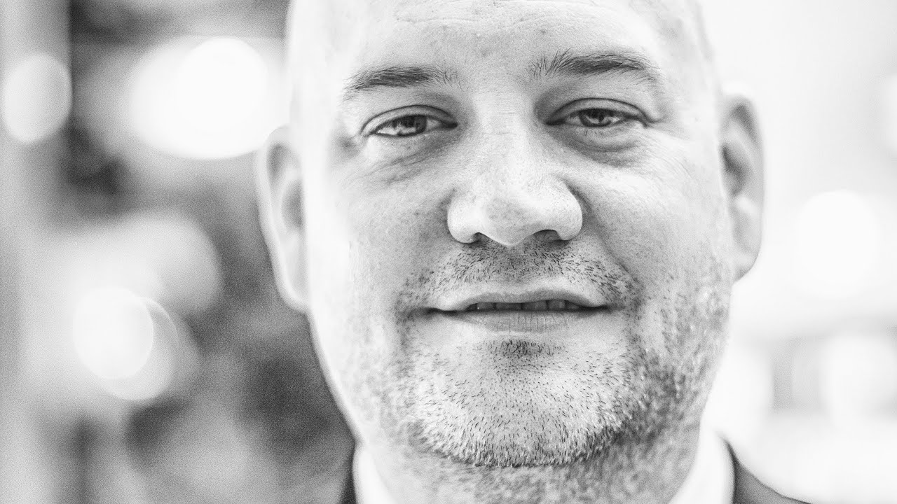 TREVOR MORRIS "Interview in Gent" by Hans-ZIMMER.com - YouTube