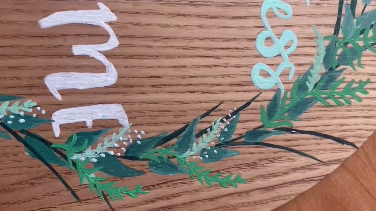 Custom hand painted wooden signs - YouTube