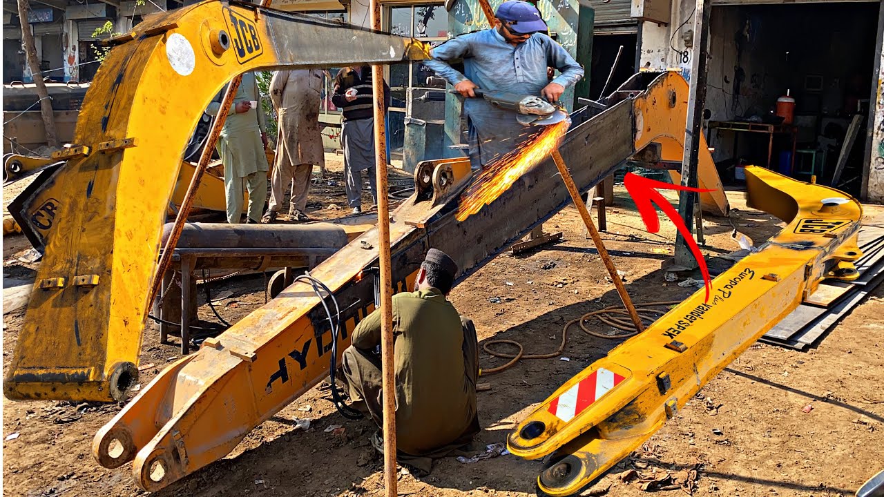 Genius Mechanic Cut the Excavator Machine boom and it Length Extend ...