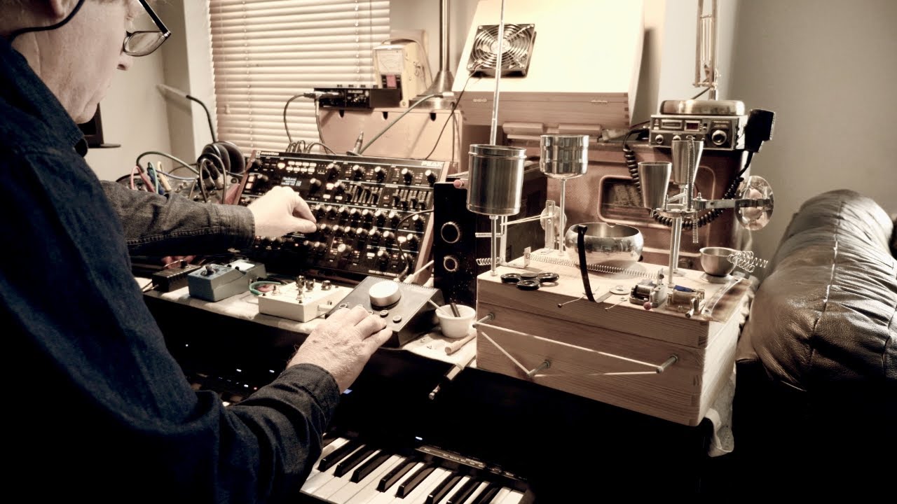 Telemachus - Ambient Improvisation with a DIY Noisebox, Peak, Albion Neo, Bioscape, Alchemy ...