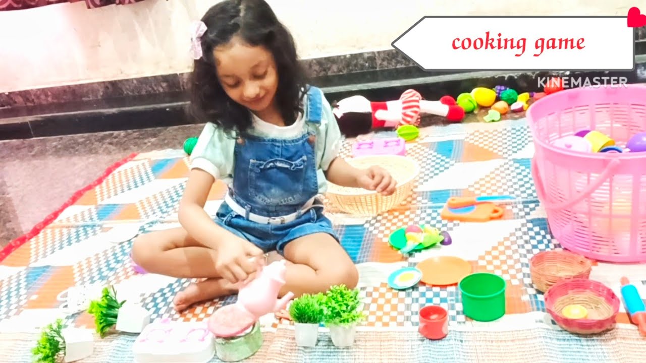 Cooking game part 3 /cute little girl pretend play with kitchen set /# ...