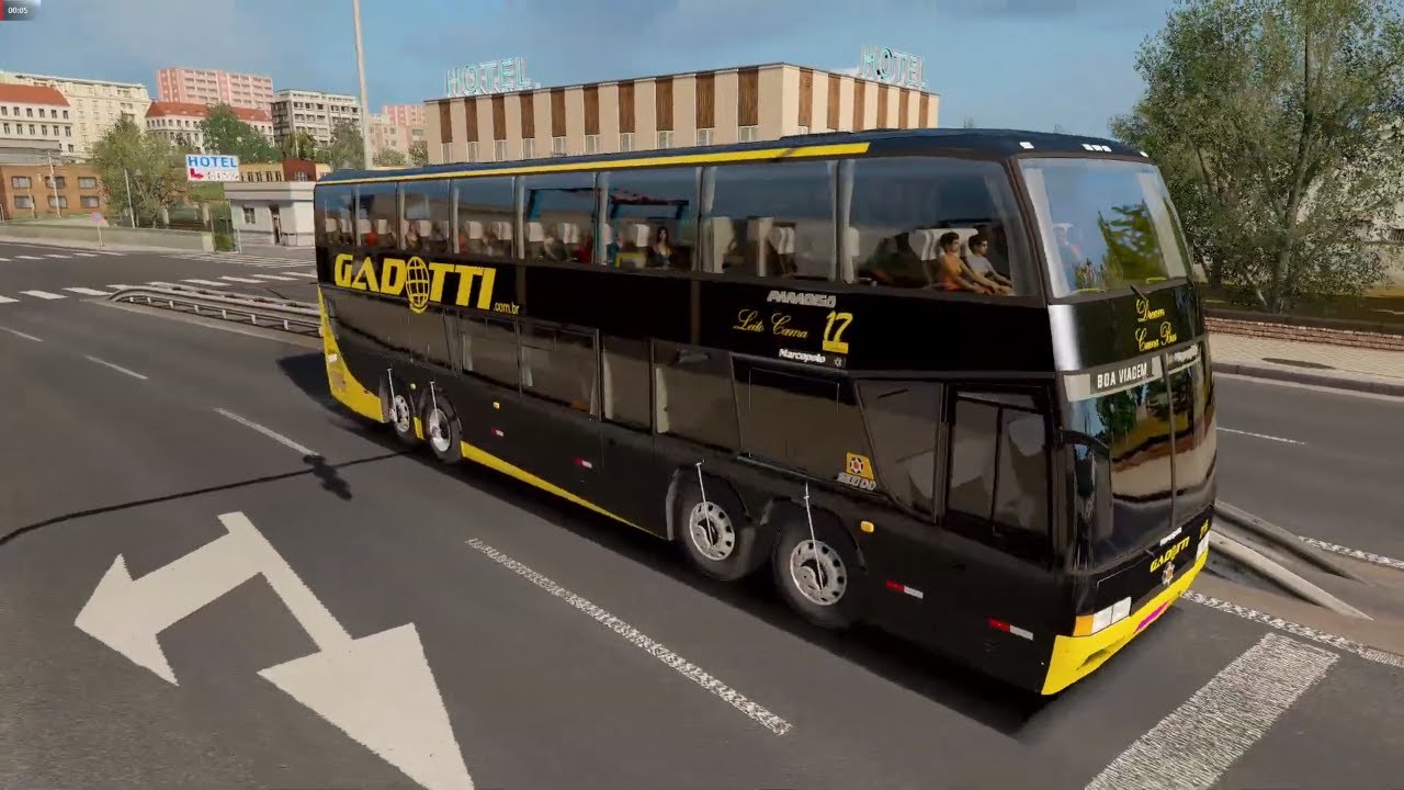 Mercedes-Benz Marcopolo 1800 DD 8x2 Multi Excel Bus on European road ...