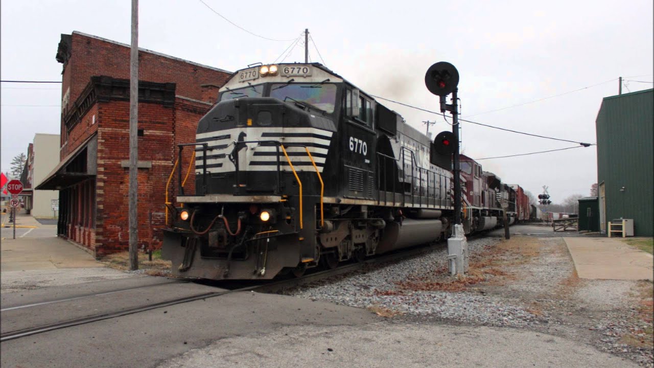 NS Southern Indiana Railfanning - YouTube