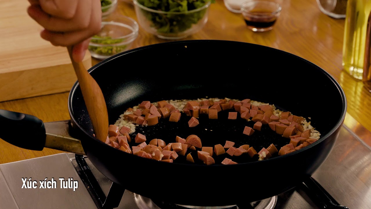 TULIP 10 HOT DOG SAUSAGES - SALAD TULIP - YouTube