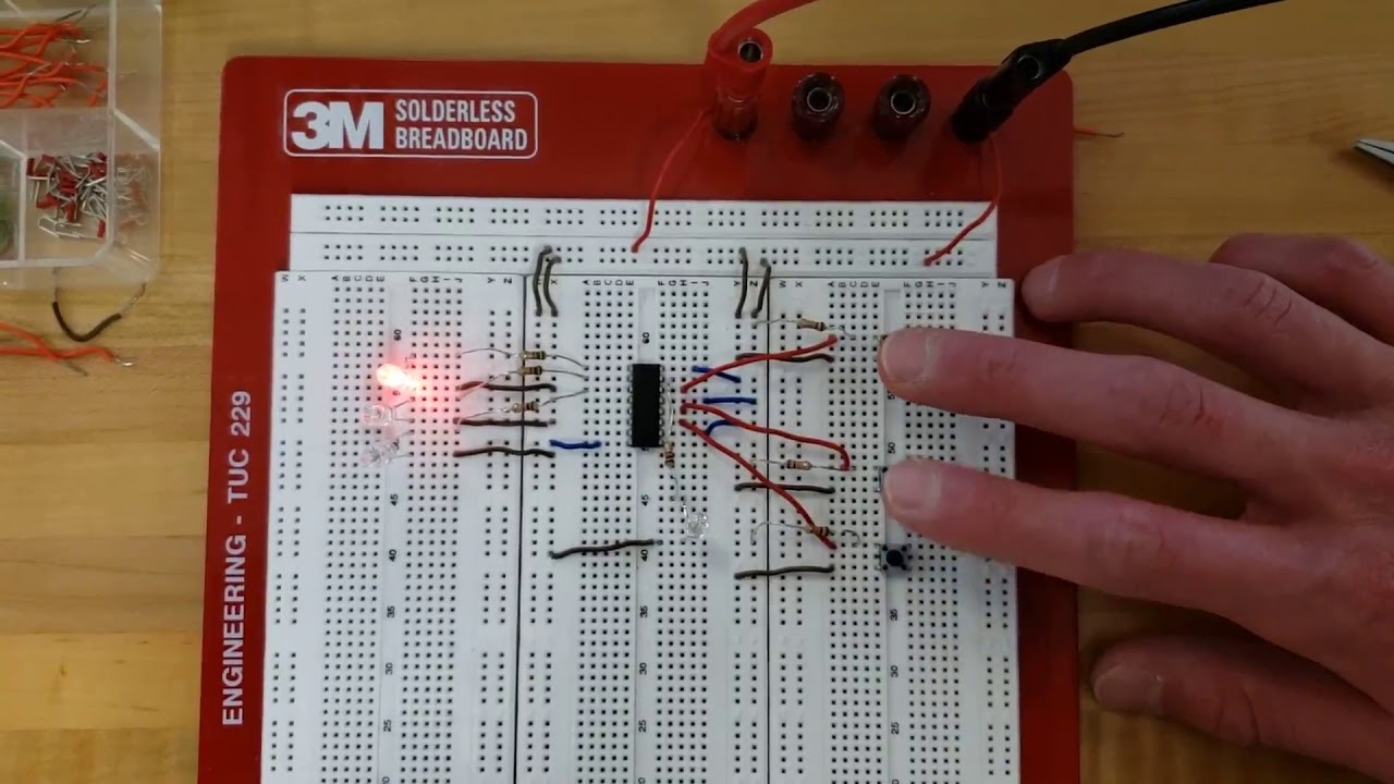 SIPO Shift Register- 11/16 Lab Electronics - YouTube