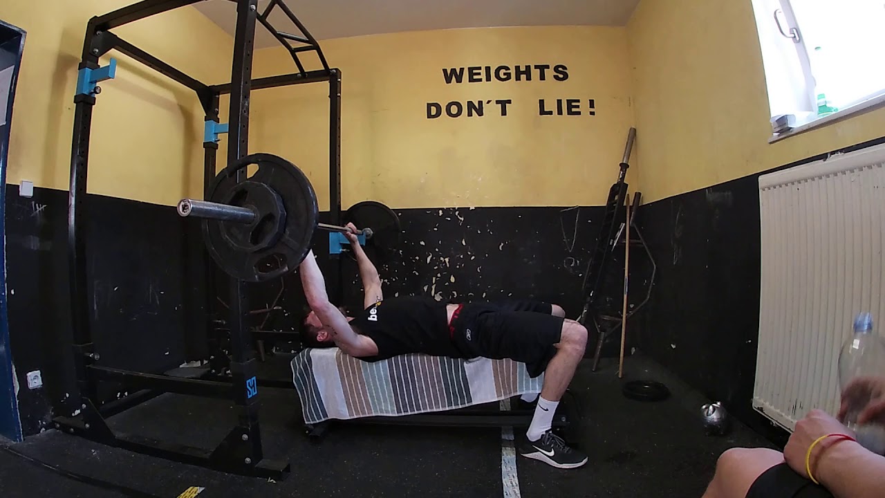 BENCH PRESS 70 KG - YouTube
