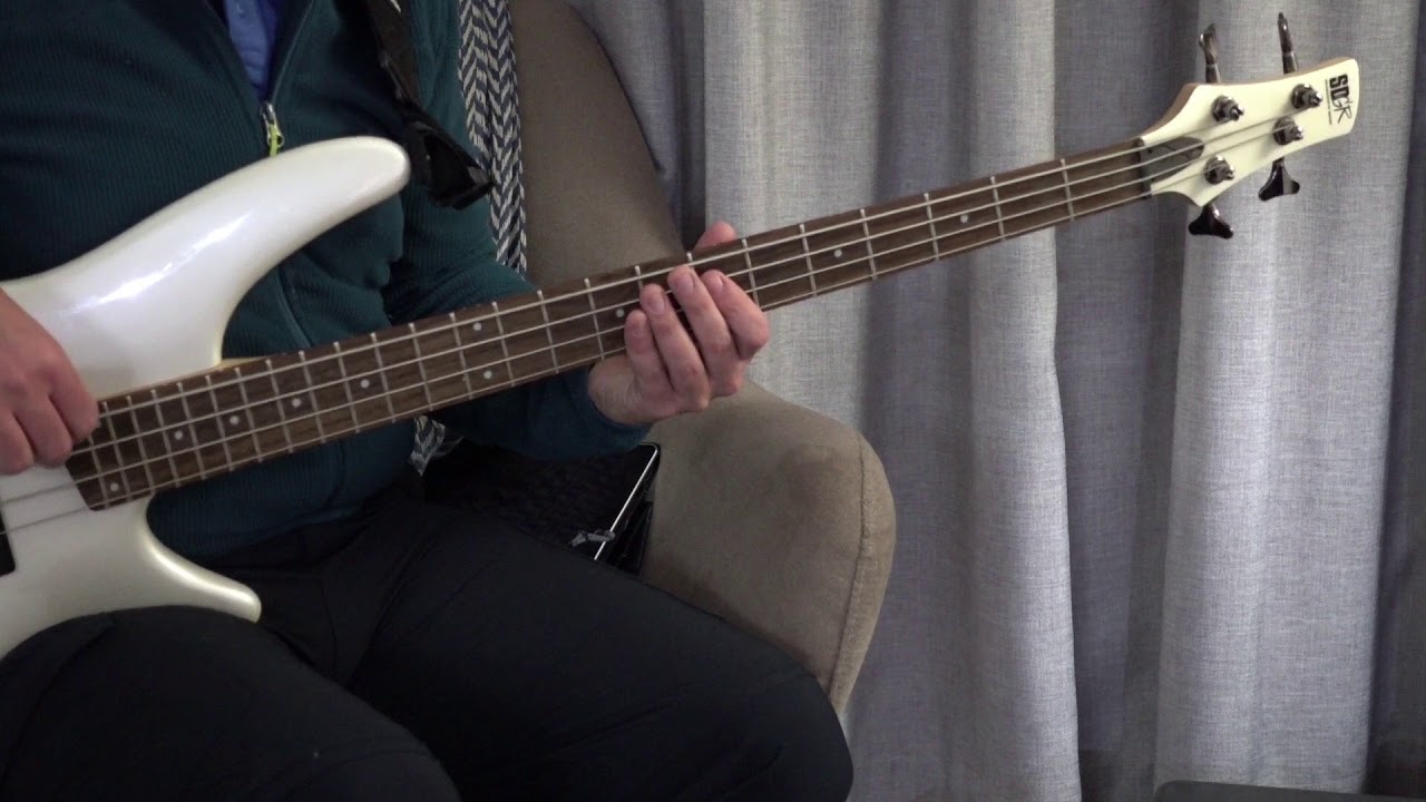 Born on the bayou - CCR - Bass cover - YouTube