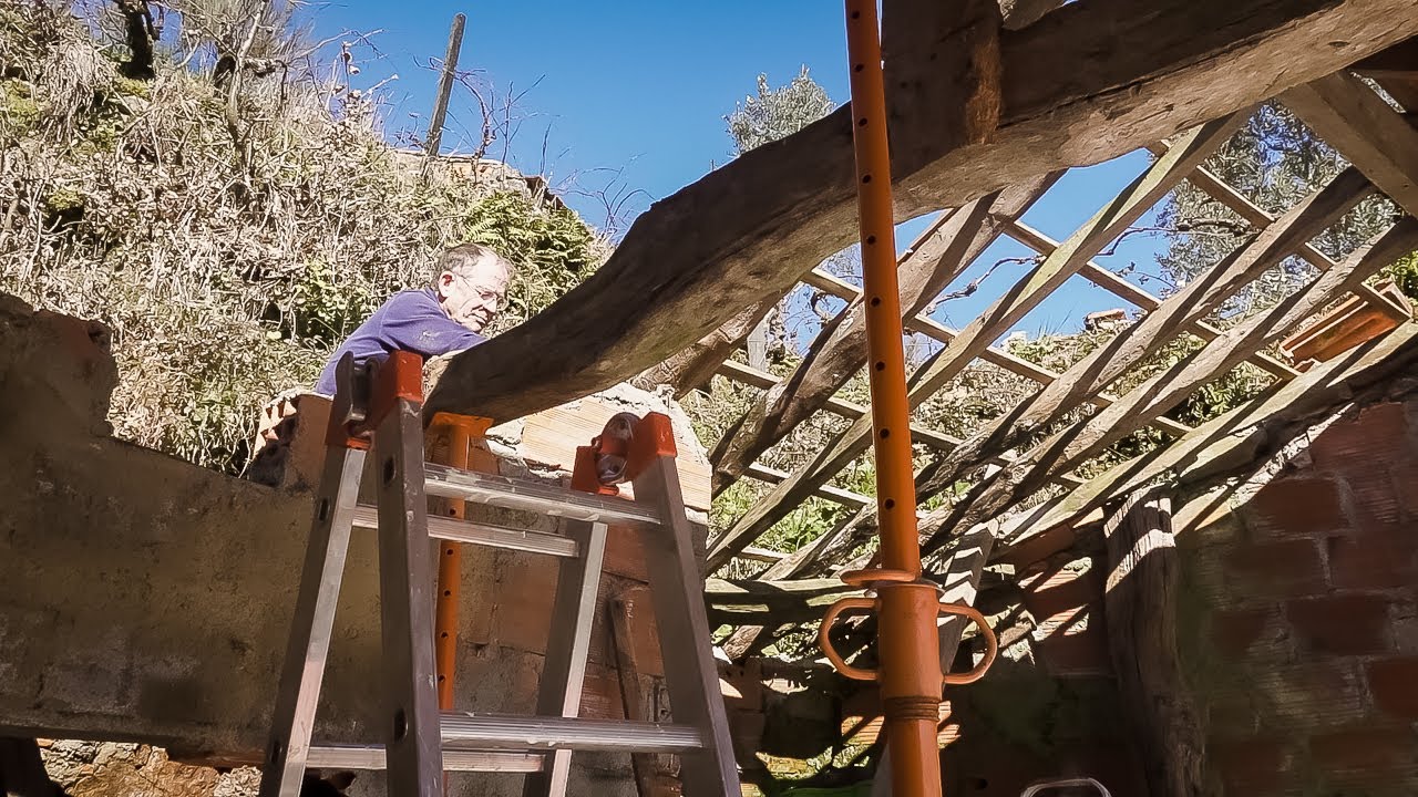 062: The garage roof comes off and the pack raft has its first river ...