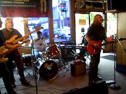 The late Tag Graves live at the Elysian Inn in Nashville Tennessee ...