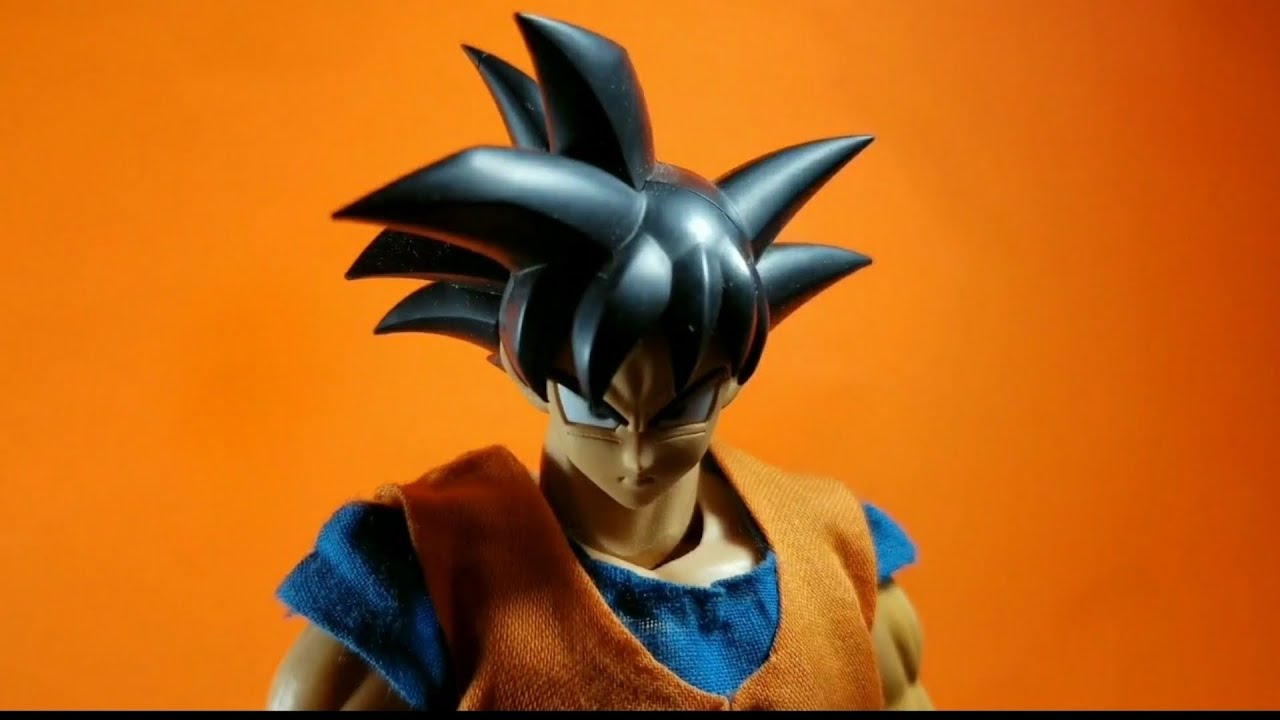 Custom Mezco Style Goku - YouTube