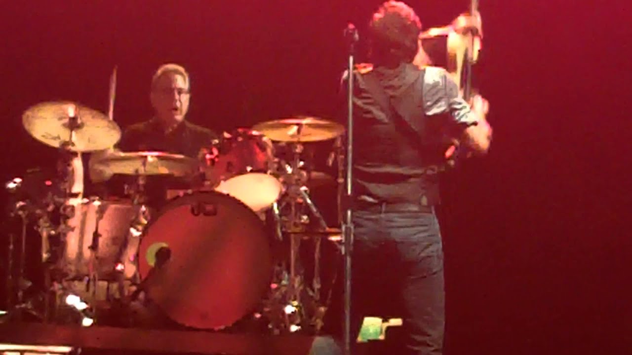 Bruce Springsteen Streets of Fire/Prove It All Night '78 - YouTube