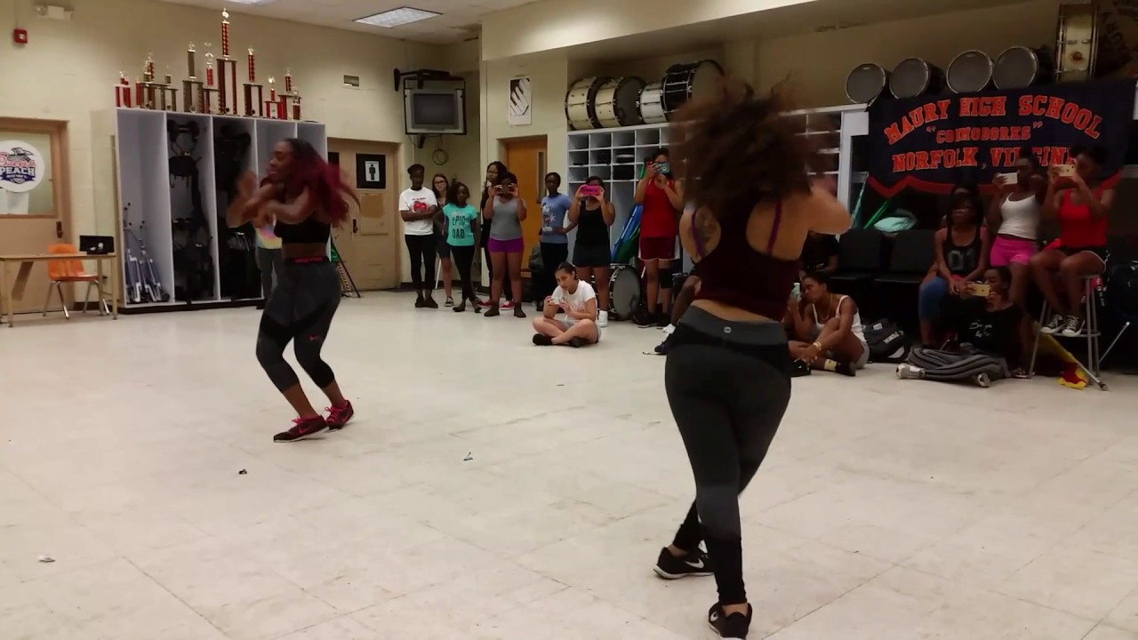 Dance routine with music - YouTube