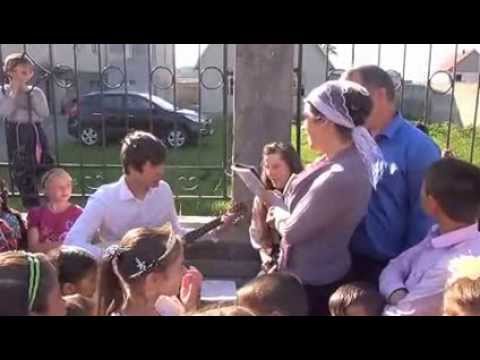 В цыганском таборе